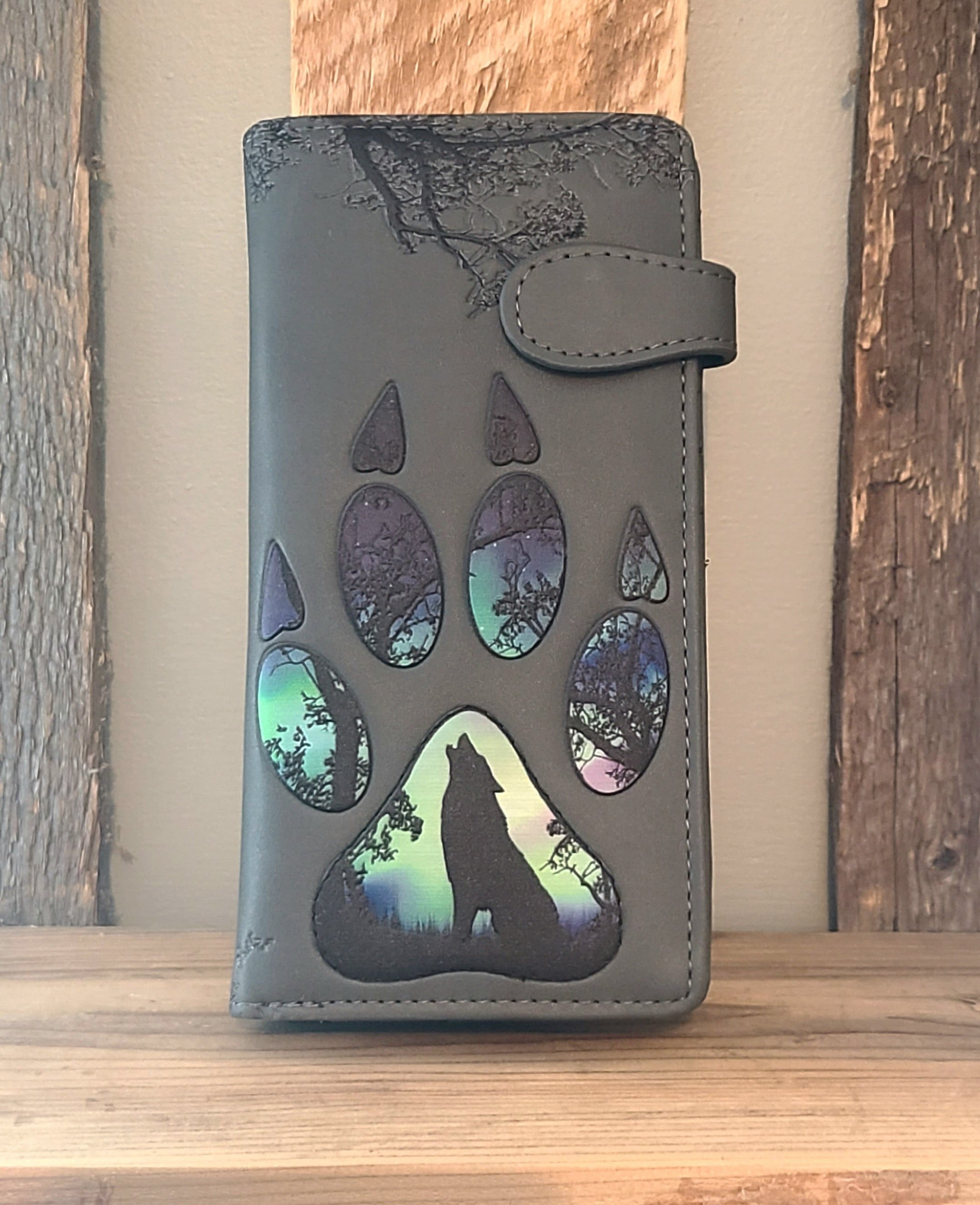 Grey Paw Print Wallet – Northern Lights Wolf Centre